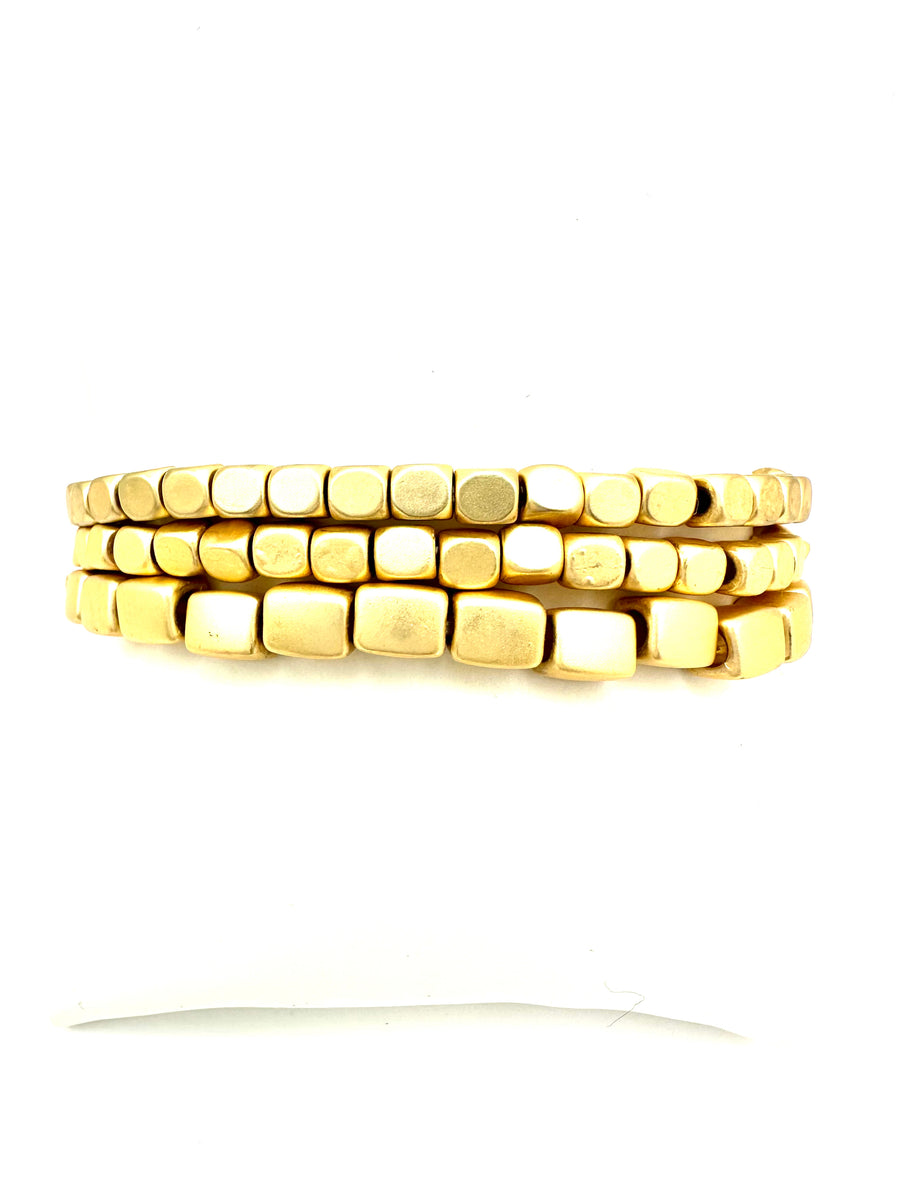 Square Bead Bracelet Stack – THEKLOSETKOUTURE.COM