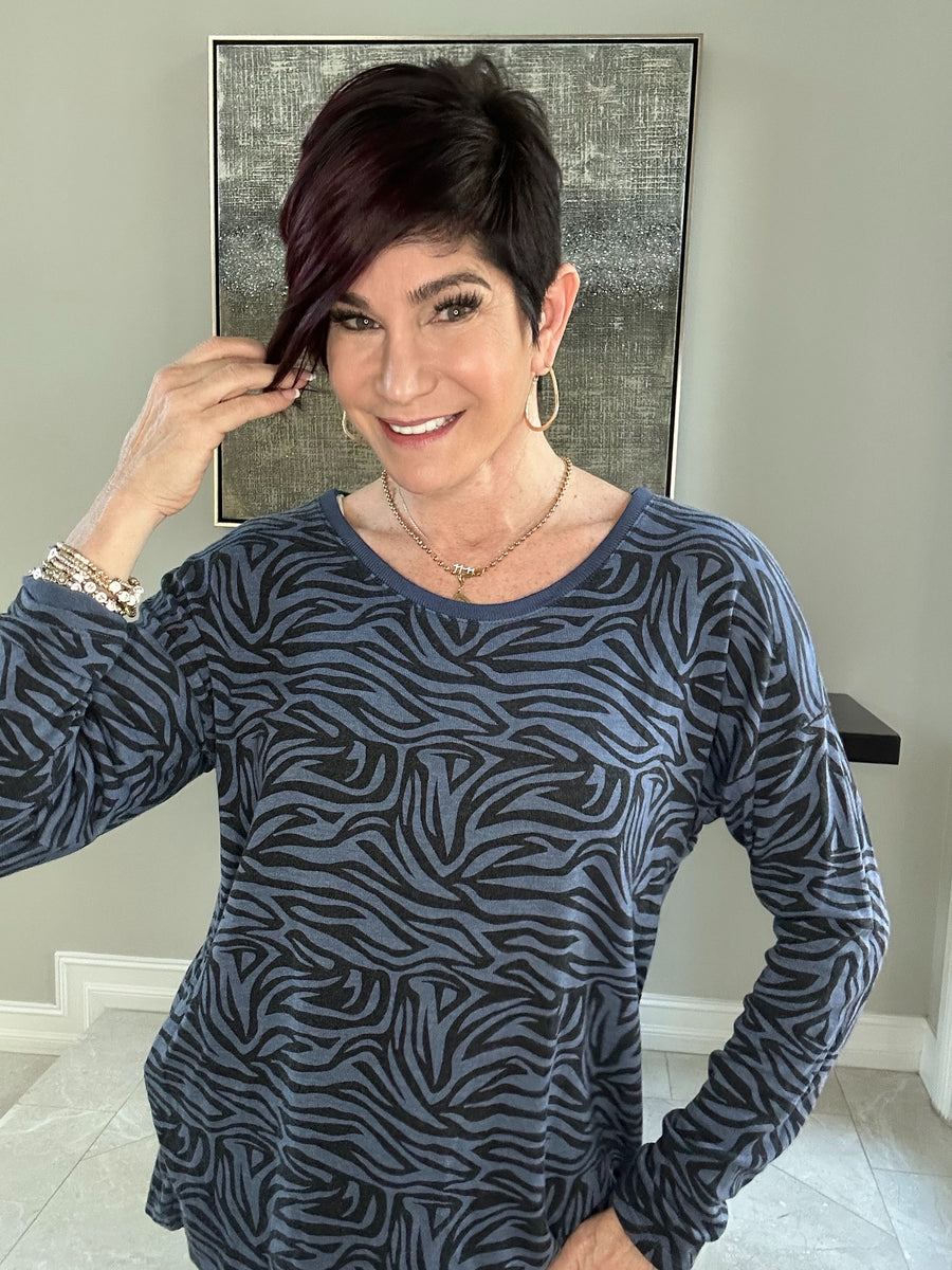 Zelda Zebra Print Lightweight Top – THEKLOSETKOUTURE.COM
